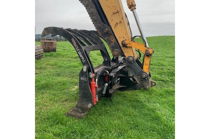 Quick Hitches - All Farm Engineering